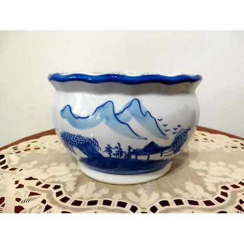 Jual Pot Bunga Bulat Tebal Putih Biru Motif Pemandangan No 1 - Jakarta ...
