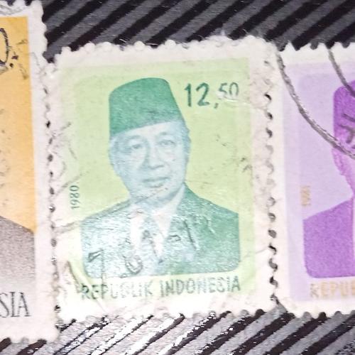 Jual koleksi prangko perangko indonesia 1980 soeharto 12.50 rupiah used ...