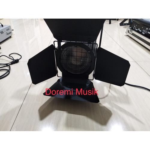 Jual Lampu fresnel 300 wat wram & white 3200K - Jakarta Pusat - Doremi ...