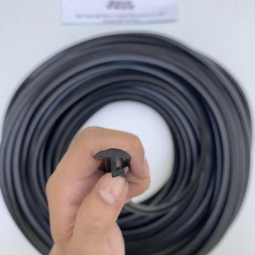 Jual Karet list kaca mobil universal T kecil - Jakarta Pusat - SETIA ...
