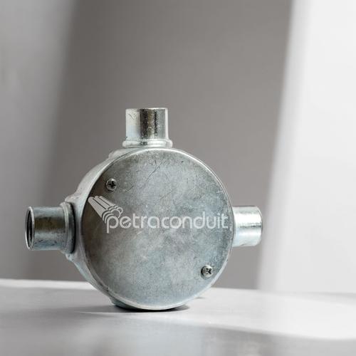 Jual Circular Surface Box (Tee Dus) 3 way Steel G-16 HDG - OSAKA ...