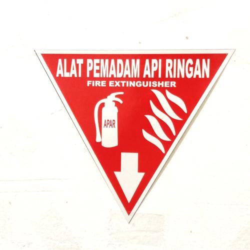 Jual SIGN STICKER K3 RAMBU SAFETY SEGITIGA APAR RE UKURAN 15X15X15CM ...