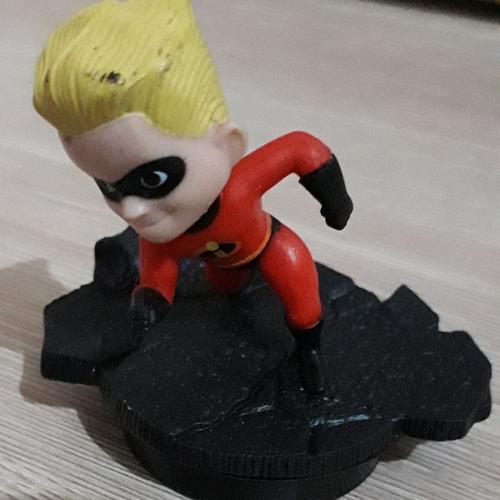 Jual topper action figure dash the incredibles 2 disney pixar flash ...