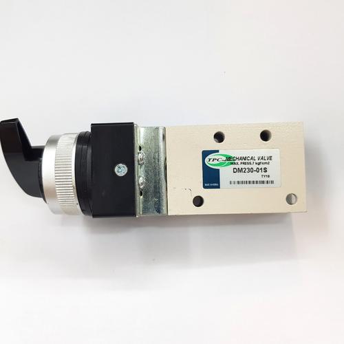 Jual DM230-01S MECHANICAL VALVE PT 1/8 WITH SELECTOR TPC PNEUMATICS - Jakarta Barat ...