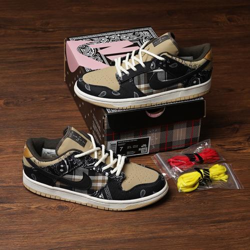 Jual NIKE SB DUNK LOW TRAVIS SCOTT ORIGINAL PK BNIB FULL BARCODE - Dark ...