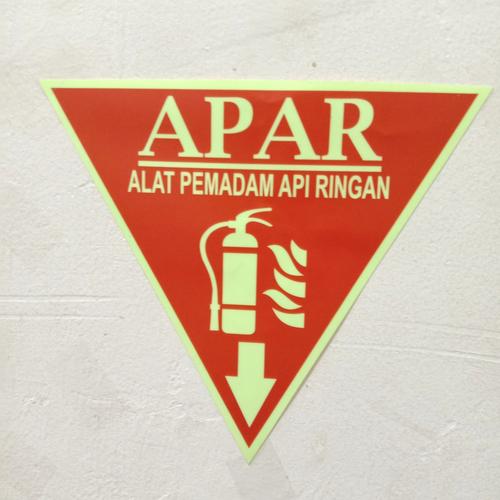 Jual SIGN STICKER GLOW IN THE DARK SEGITIGA APAR ALAT PEMADAM ...
