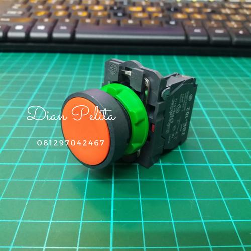 Jual Schneider XB5AA42 Red Merah 1NC ZBE-102 22mm Push Button - Jakarta ...