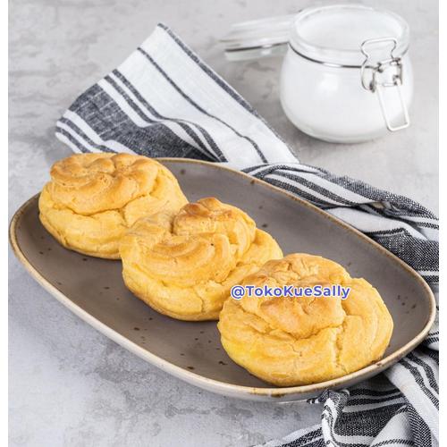 Jual Kue Sus Soes isi Fla dan Rum Rhum - Jajanan Pasar Tradisional ASLI ...