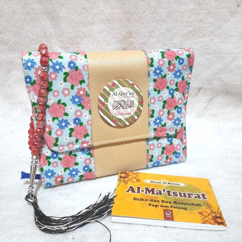 Jual al quran terjemahan A6 quran muslimah salamah bunga - Kota ...