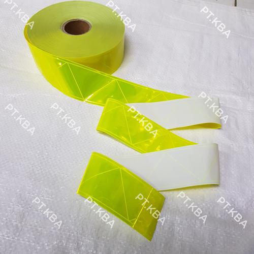 Jual SCOTLIGHT PLASTIK KUNING STABILO CORAK SEGITIGA 2 INCH - Jakarta ...