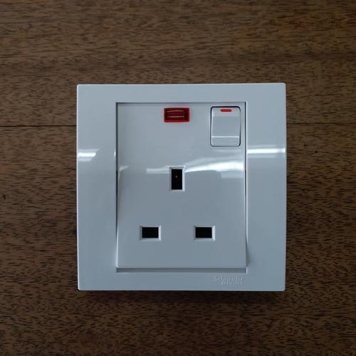 Jual SCHNEIDER STOP KONTAK AC W/ NEON VIVACE KB15N SOCKET 3PIN DENGAN ...