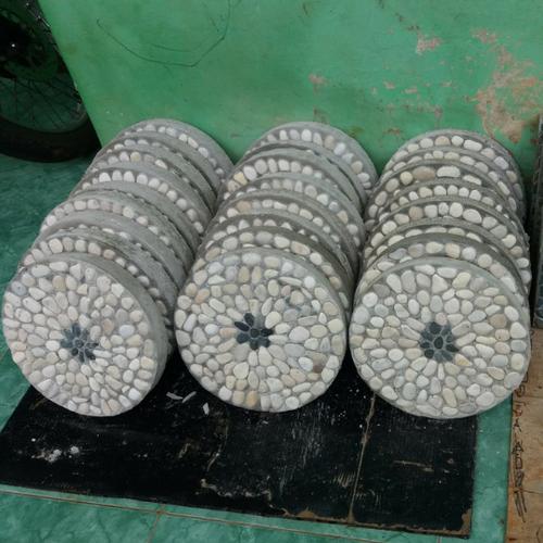 Jual batu stepping// batu pijakan taman - Kota Depok - Tanaman hias ...