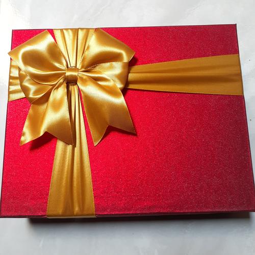 Jual Hard Box Custom Warna dan Ukuran Merah Glowing Pita Gold ...