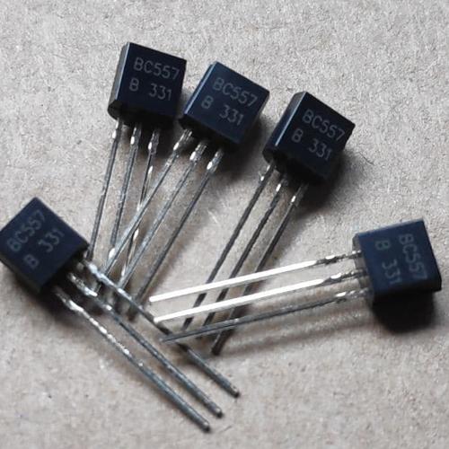 Jual Transistor BC557 BC557B BC 557 557 TO-92 - Kota Tangerang - Raja AVR | Tokopedia