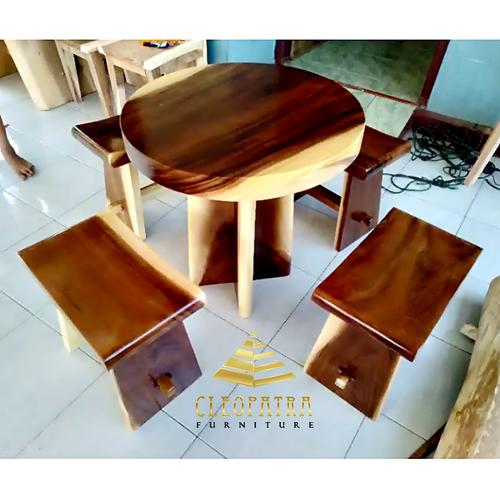 Jual Meja makan trembesi bulat Jepara - tebal meja 7cm - Kab. Jepara ...