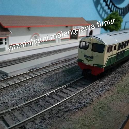 Jual miniatur kereta lokomotif BB 304 livery PJKA ( dummy) - Kab ...