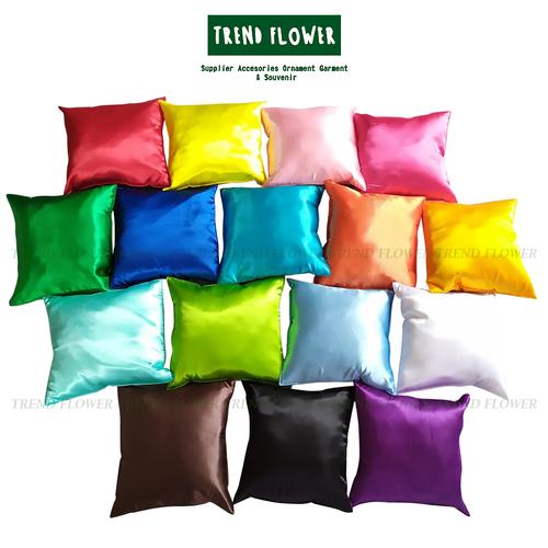 Jual Bantal satin kecil bantal empuk hiasan aksesoris sofa mobil ...