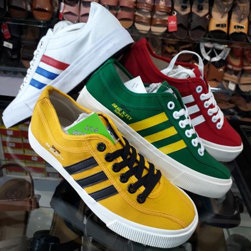 Jual sepatu capung Dragon fly falcon original warna warni - Jakarta ...