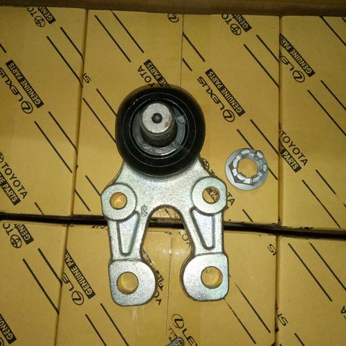 Jual Ball Joint Bawah atau Ball Joint Lower Toyota Hiace Commuter Asli ...