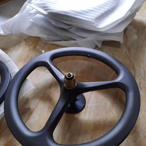 Jual wheelset carbon 20 inch Disc / Rim brake - Discbrake - Jakarta ...