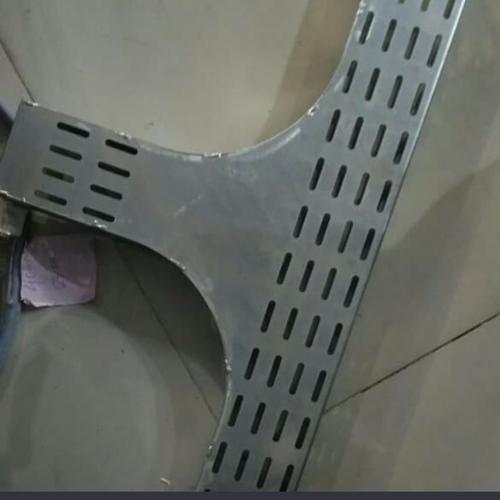 Jual Tee Tray 100 x 100 mm lengkap cover Electro Galvanis - Jakarta ...