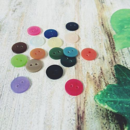 Jual Kancing Kemeja Lubang 2 Warna Warni - Harga per 20 pcs - Kab ...