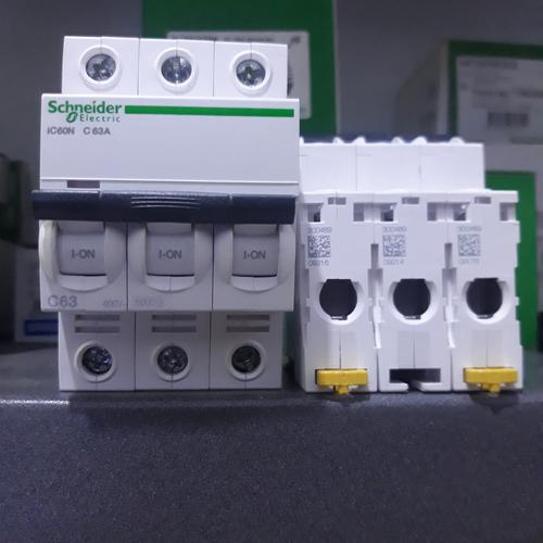 Jual MCB 6KA IC60N 3P 63A A9F74363 SCHNEIDER - Jakarta Pusat - Zhafi Electrik 2 | Tokopedia