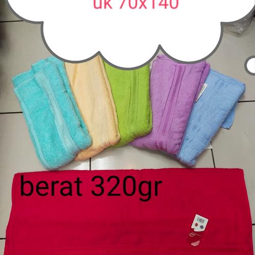 Jual Handuk Merah Putih Besar Uk 70x140 Terry Palmer - 50x100cm ...