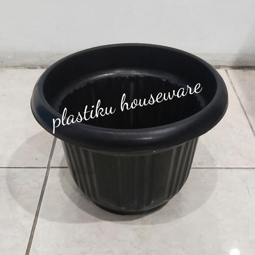 Jual Pot bunga plastik / pot kembang plastik hitam 30 cm - Jakarta ...
