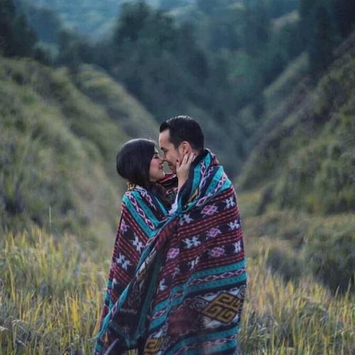 Jual tenun ikat motif torja warna - Kab. Jepara - TUNICA | Tokopedia