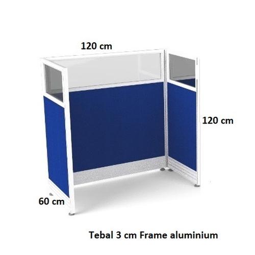 Jual Panel partisi pembatas meja kantor / papan sekat meja kerja 1 ...