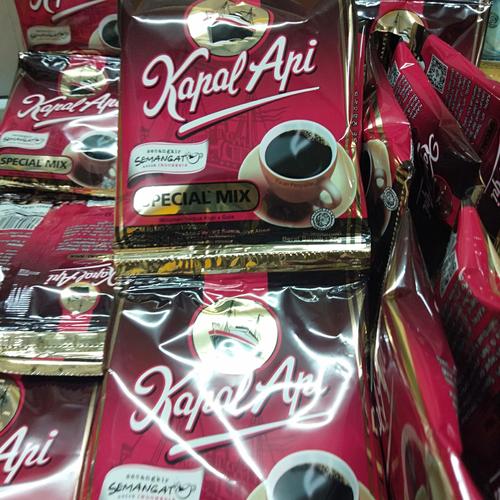 Jual Kopi Hitam Spesial Mix KAPAL API sachet isi 10 * 25g - Kota ...