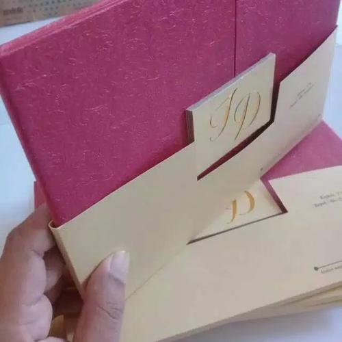 Jual Undangan Hardcover Eceran Eksklusif Lipat 3 Emas Emboss Halus ...
