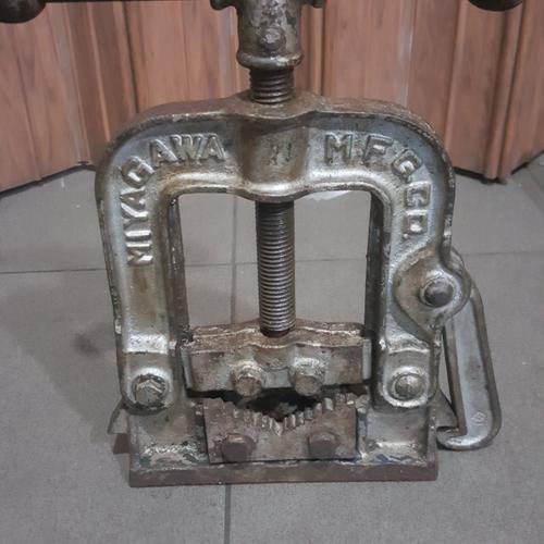 Jual alat penjepit pipa tanggem pipa hitachi - Kota Bandung - ALAT2 ...