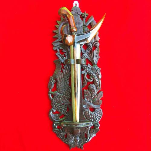 Jual Blawong Tempat Keris Isi 1 Tempel Dinding Kayu Jati Ukir - Kab ...