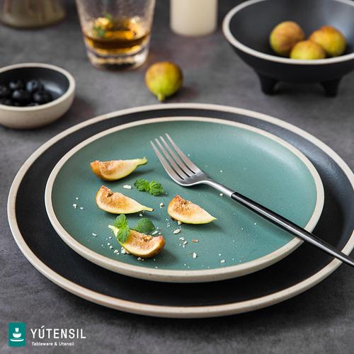 Jual Piring Makan / Piring cantik / piring pesta / Piring - hitam 11 ...