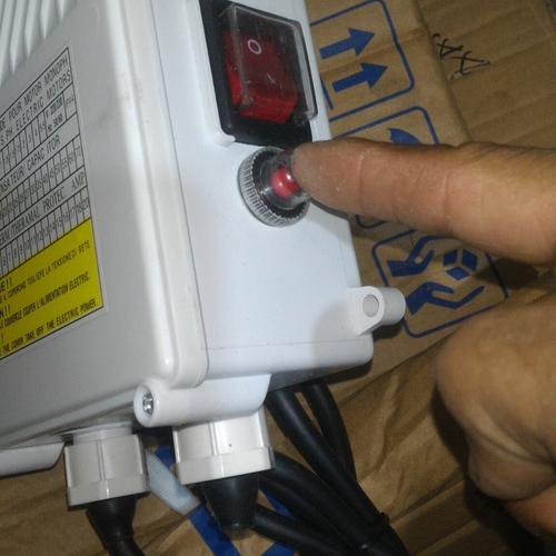 Jual kontrol box pompa air submersible 0.25 0.33 hp 220 volt - Kab ...