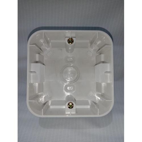 Jual Outbow Dus Outbowdus Kotak Plastik Putih B8238 BOSS - Kota ...