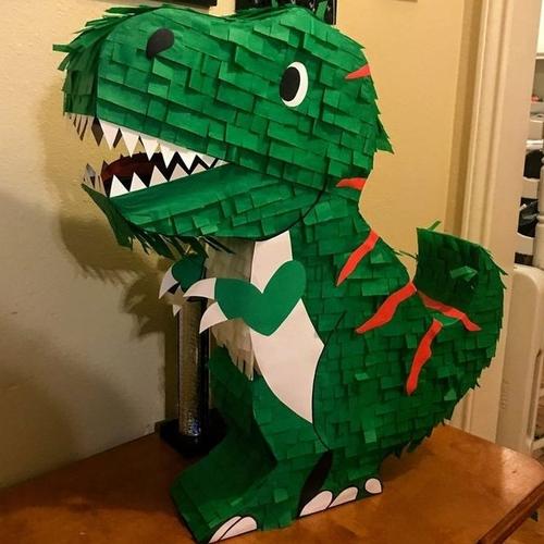 Jual Pinata birthday Dinosaurus / Pinata pukul _ smash - Kota Surabaya ...