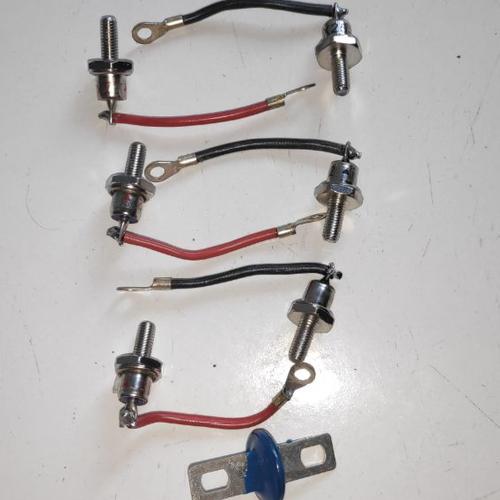 Jual Rectifier Service Kit RSK2001 Dioda Dan Varistor RSK 2001 - Kota ...