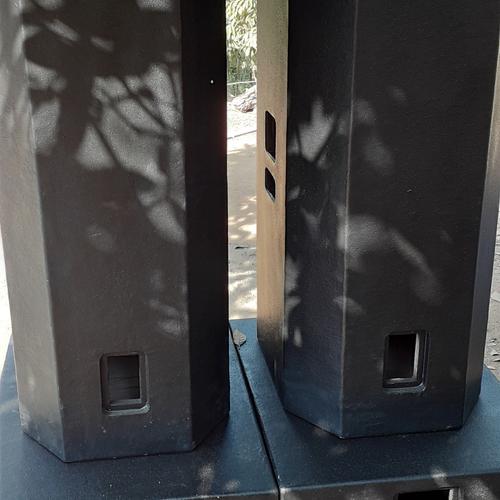 Jual box speaker monitor 12inch/sidefill panggung - finishing - Kab ...