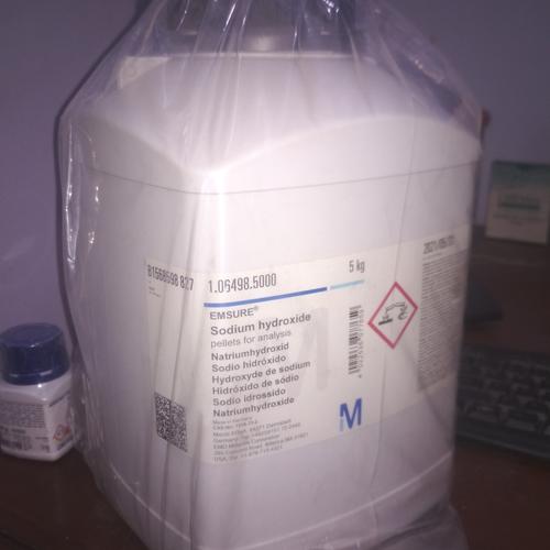 Jual Sodium Hydroxide Pellets 5Kg Merck - Kota Depok - Multichem ...