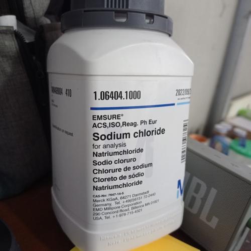 Jual sodium Chloride Merck / NaCl Ecer 100g Merck - Kota Depok ...