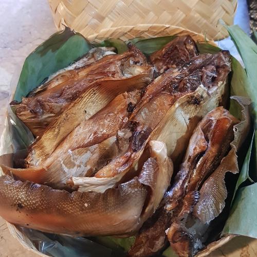 Jual Ikan asap | ikan pari asap | ikan pe asap | mangut ikan pe - Kota ...