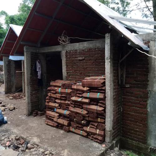 Jual atap sirap kayu Ulin harga per ikat /m2 - Kota Cimahi - sanggar ...