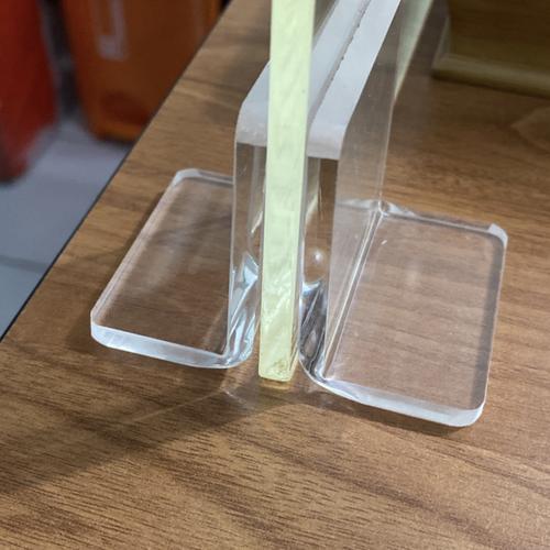 Jual Akrilik siku partisi meja tebal 3mm - L3cmxt5cmx4mm, Tape normal ...