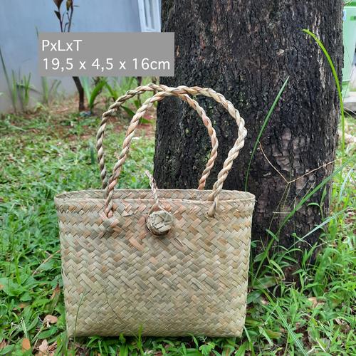 Jual Tas Purun / Keranjang Anyaman Purun / Tas Anyaman Purun E12 - Kab ...
