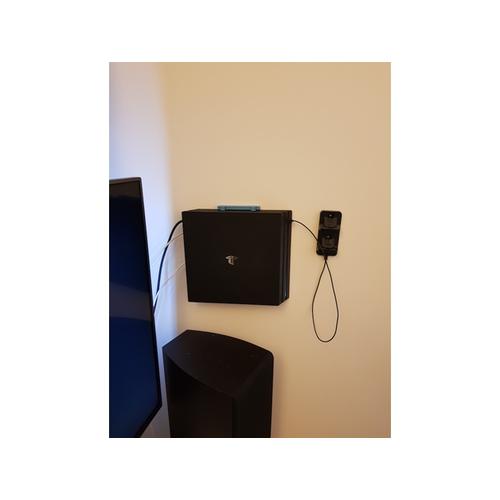 Jual Wall Mount Dudukan Console Playstation 4 Ps4 Pro Stand Holder 3d ...