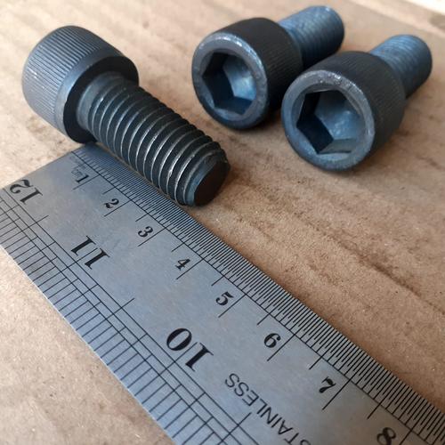 Jual BAUT L BAJA M14X30 / BAUT L BAJA M14 X 30 / BAUT L M14X30 BAJA ...