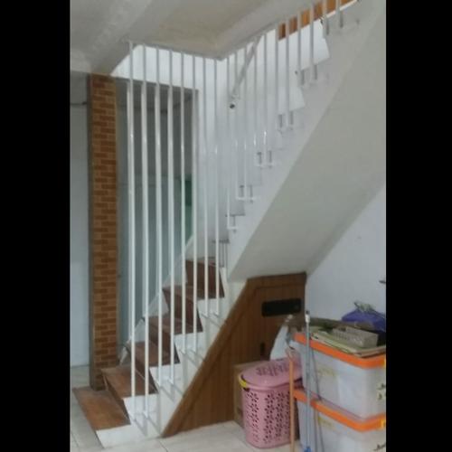 Jual railing tangga besi bulat minimalis warna putih - Kota Depok - Tri ...